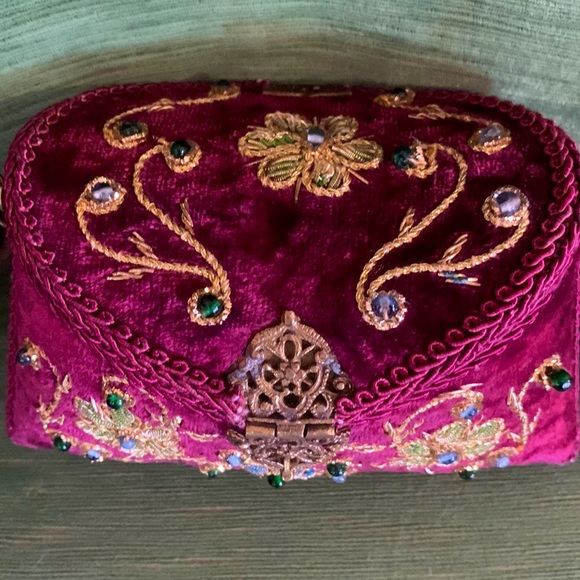 Bags | Vintage Handcrafted Velvet Small Metal Chain Bag | Poshmark